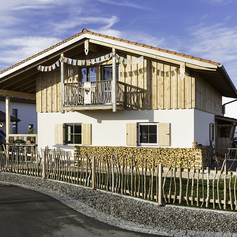 Holzhaus in Wald • Hauser Häuser – Zimmerei Hauser Hopferau im Allgäu